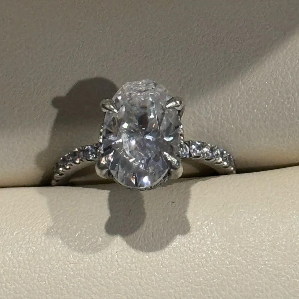 Jared | Jewelry | Jared Jewelry Moissanite Oval Engagement Ring | Poshmark
